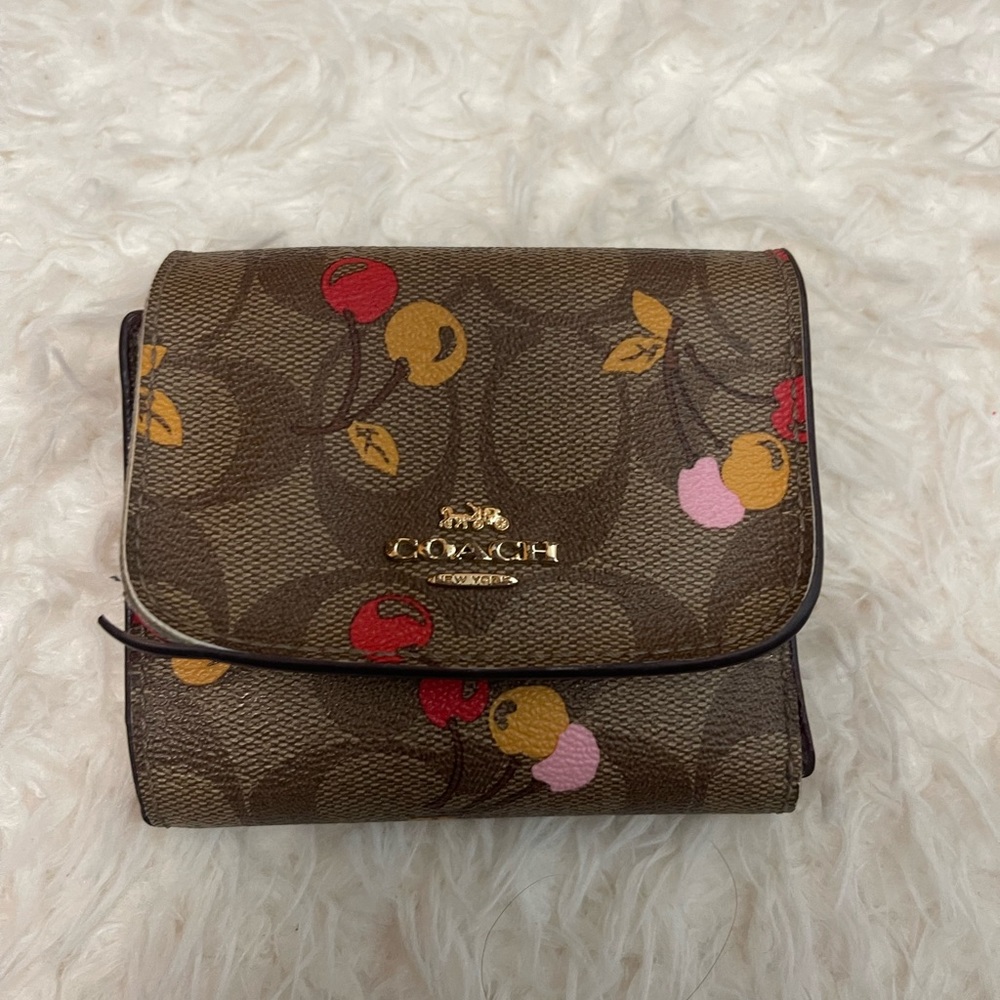 Coach Charlie Signature Cherry Wallet - Gem